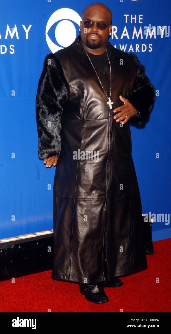 K29243AR SD02/23/2003.45TH ANNUAL GRAMMY AWARDS (ARRIVALS).AT M.S.G ...