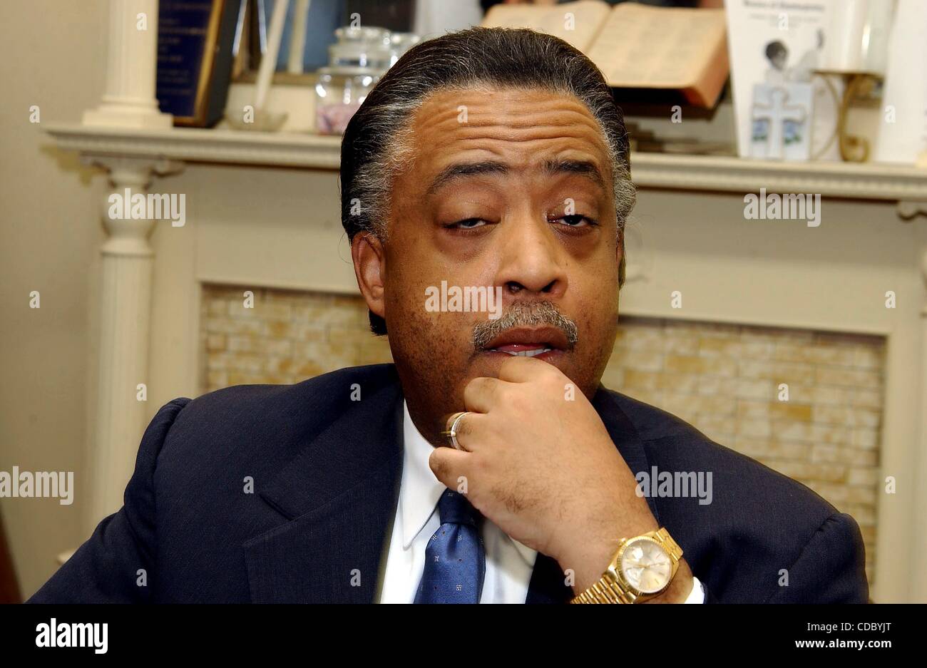 K35692AR.AL SHARPTON, CAMPAIGNING FOR PRESIDENT AND SPEAKING OUT FOR DC ...