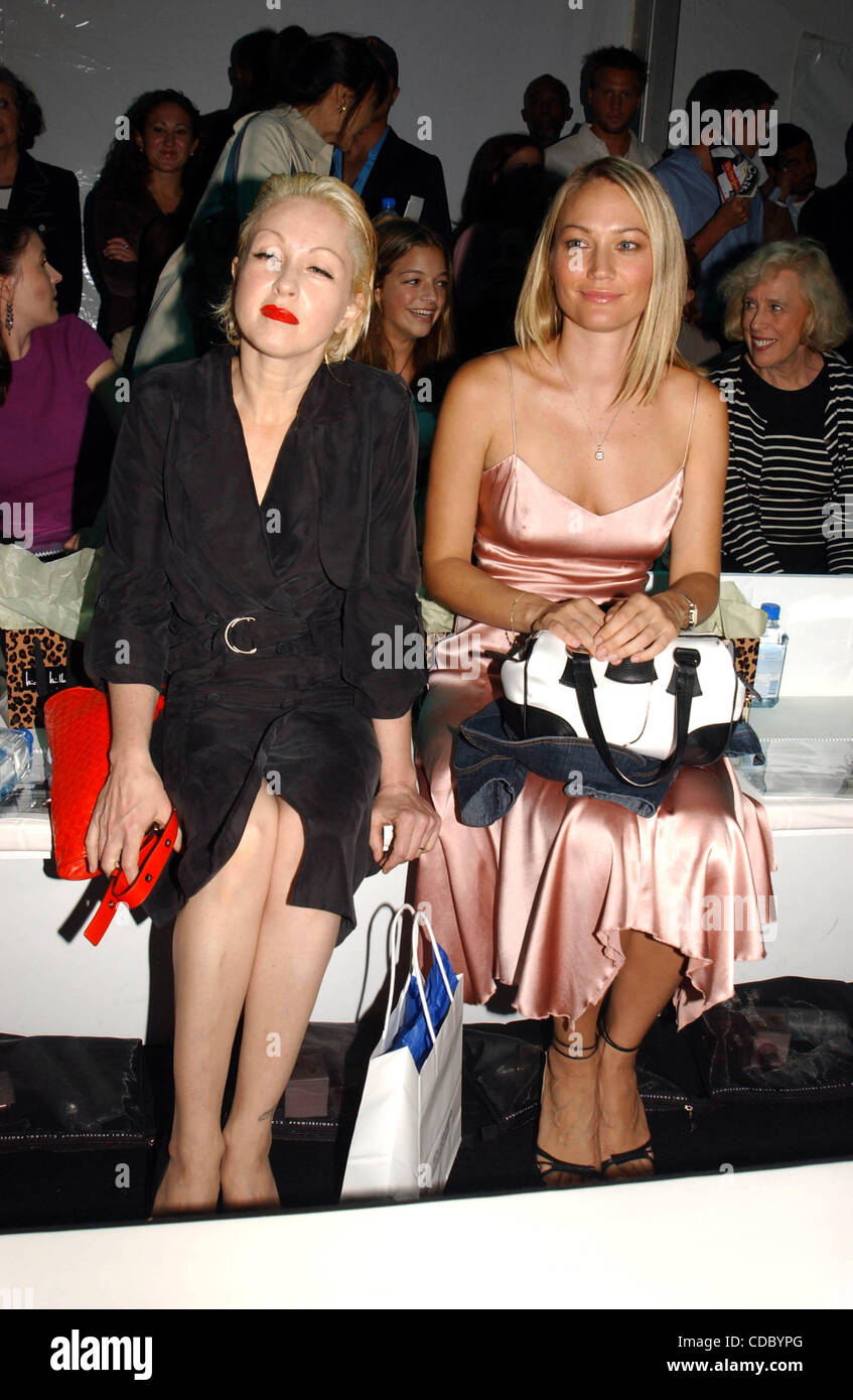 Cyndi lauper mercedes benz fashion week 2004 hi-res stock photography ...