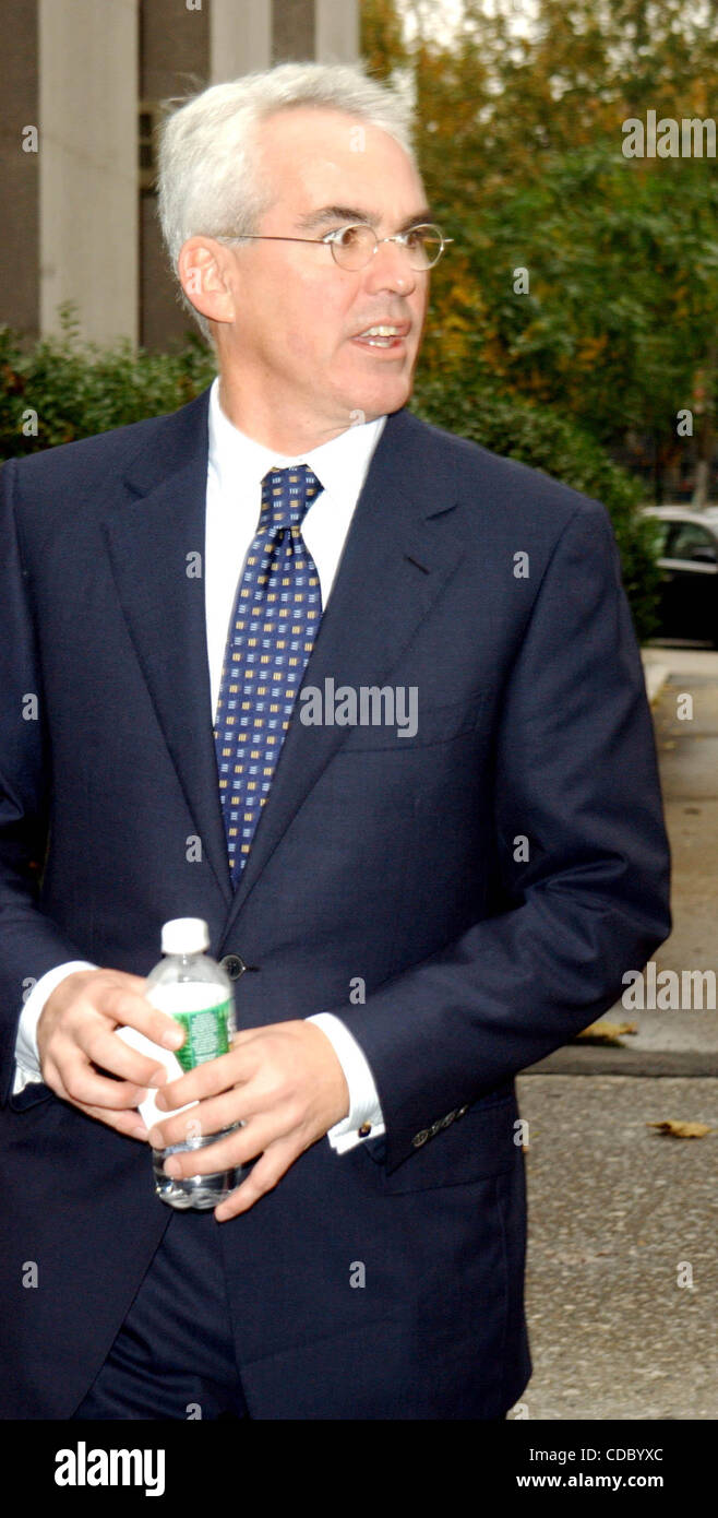 K33924AR.ROSIE O'DONNELL WITH HER PUBLICIST CINDI BERGER ARRIVING AT NY ...