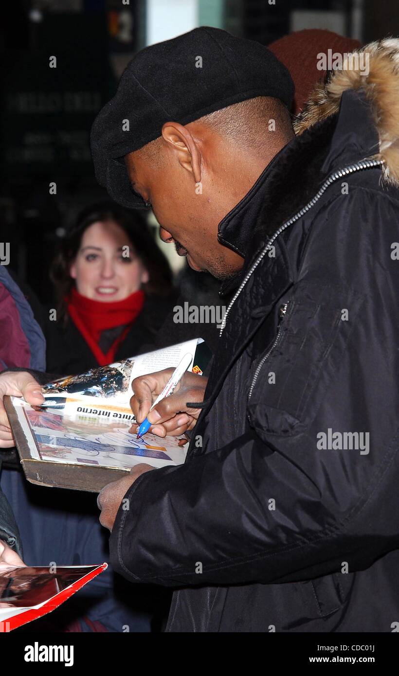 Dave chappelle photos hi-res stock photography and images - Alamy