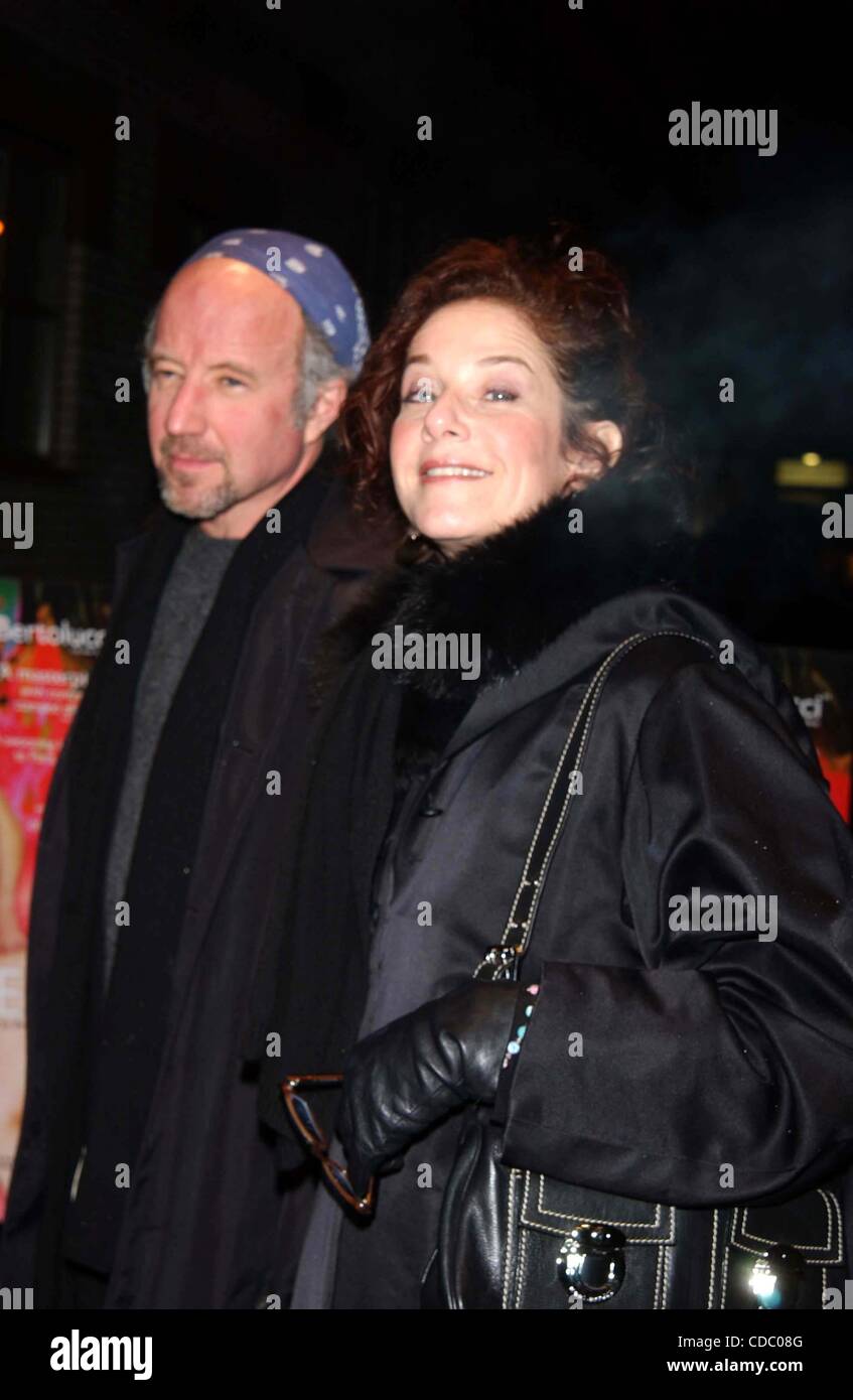 Debra winger and arliss howard hi-res stock photography and images - Alamy