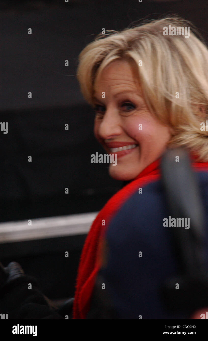 K27942AR SD1208.WHITNEY HOUSTON .PERFORMANCE AT LINCOLN CENTER.TAPING ...