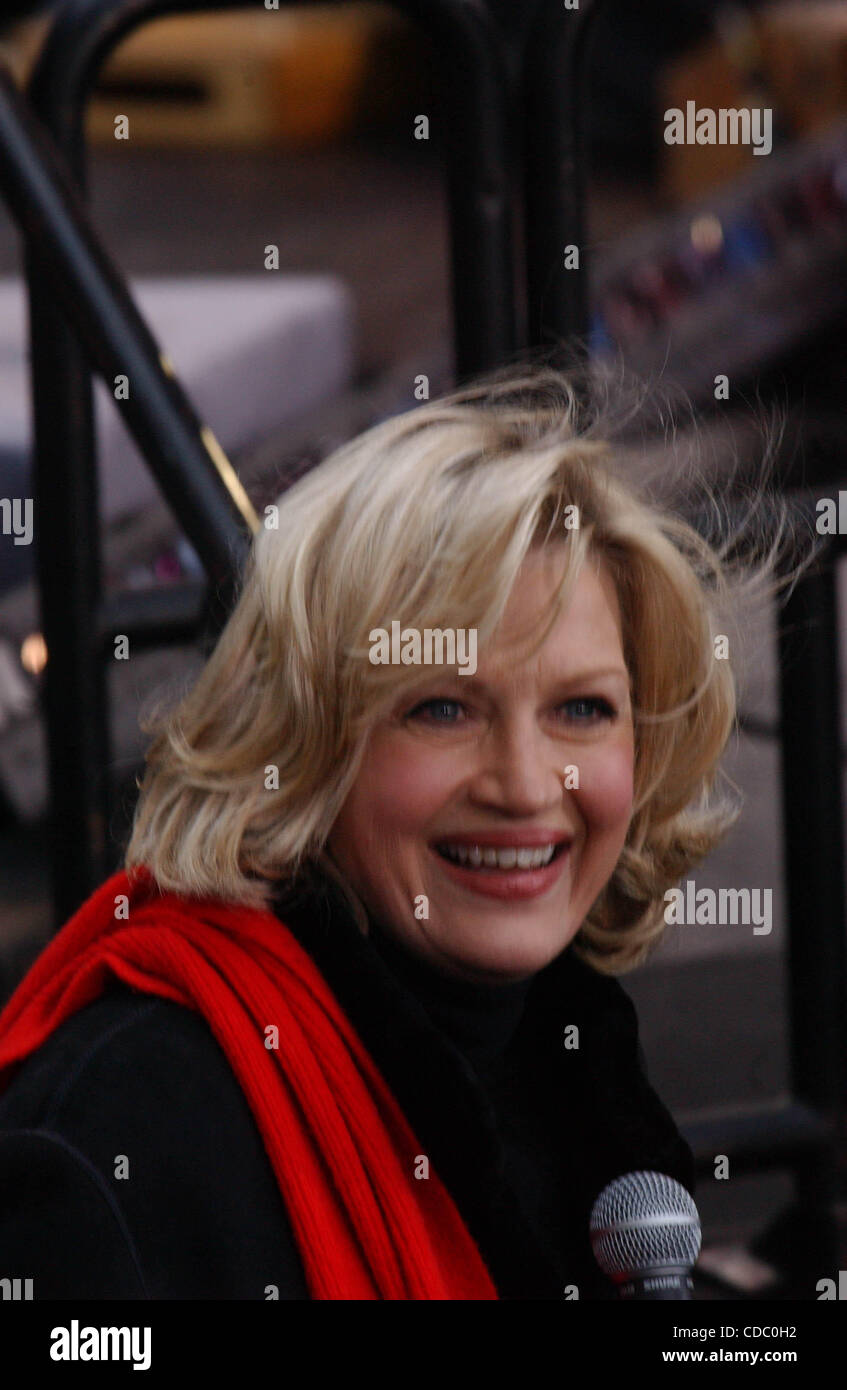 K27942AR SD1208.WHITNEY HOUSTON .PERFORMANCE AT LINCOLN CENTER.TAPING ...