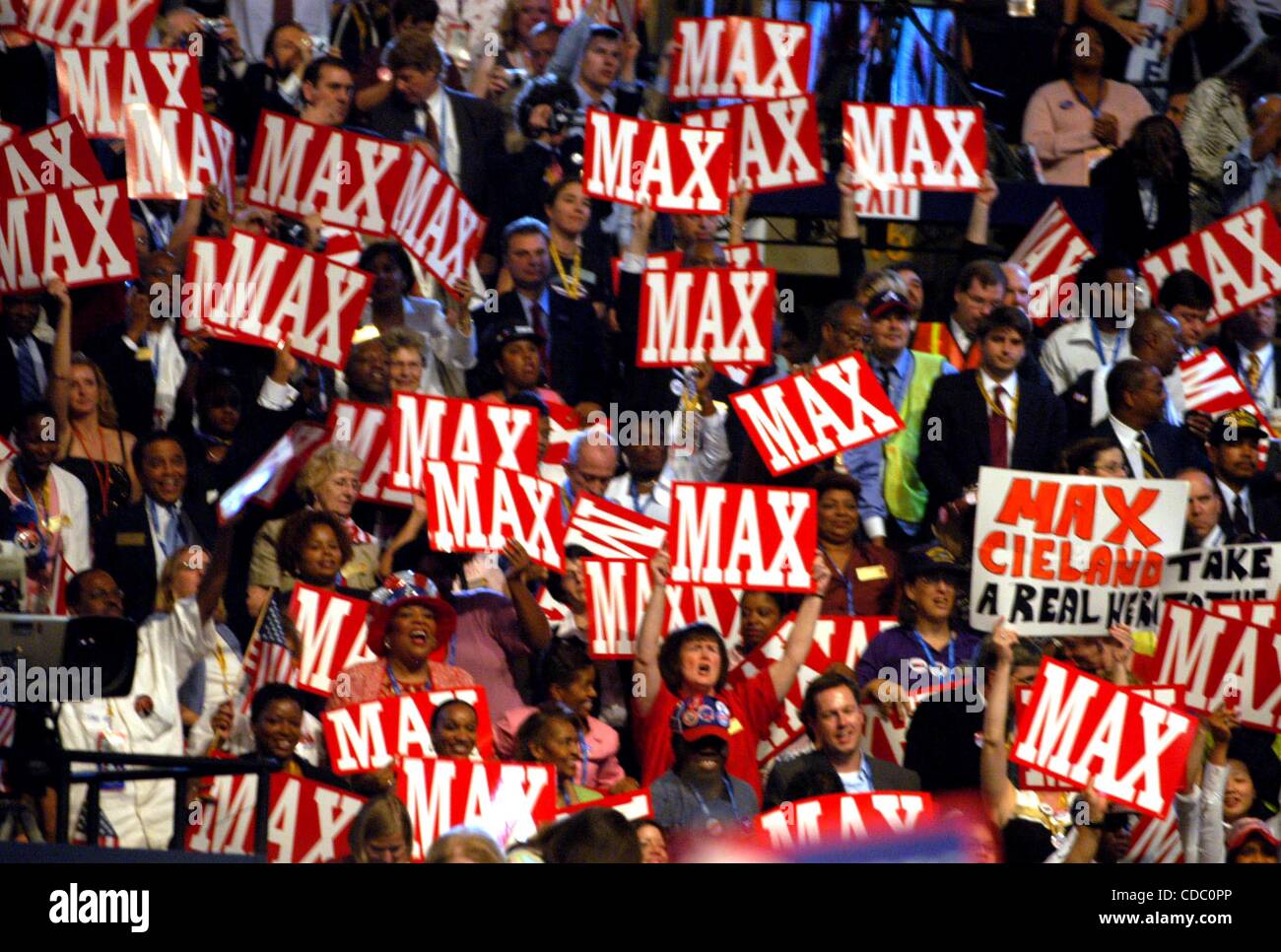 K38574AR .DEMOCRATIC NATIONAL CONVENTION CENTER, (DAY 4) IN BOSTON ...