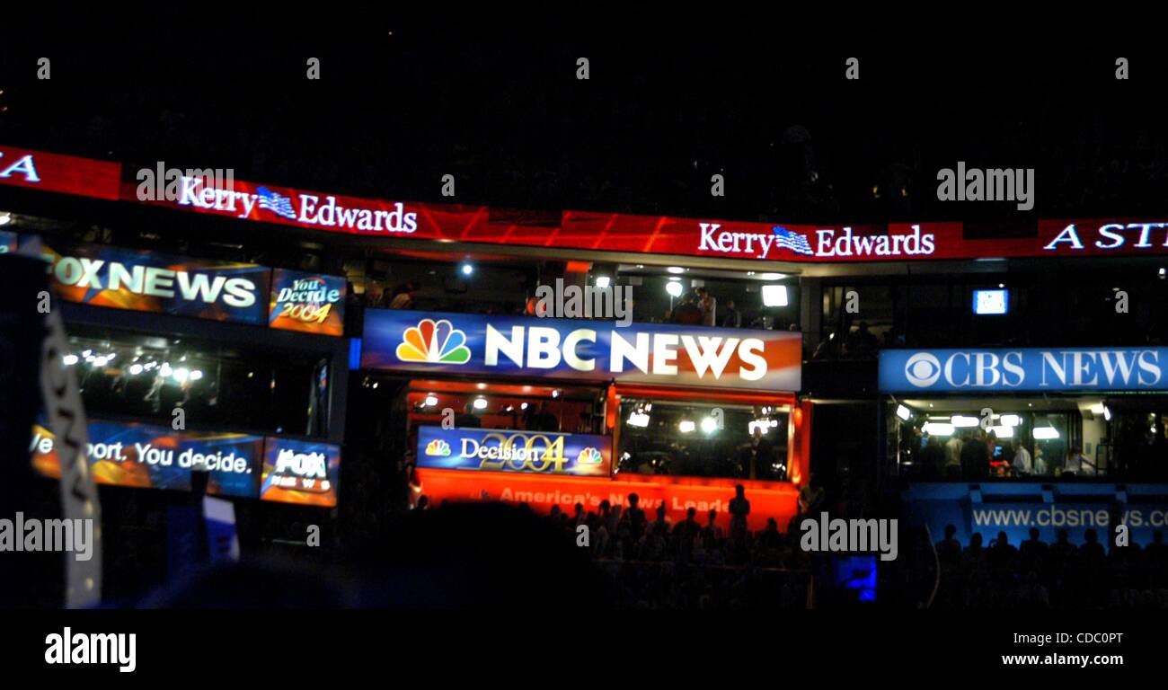 K38574AR .DEMOCRATIC NATIONAL CONVENTION CENTER, (DAY 4) IN BOSTON ...