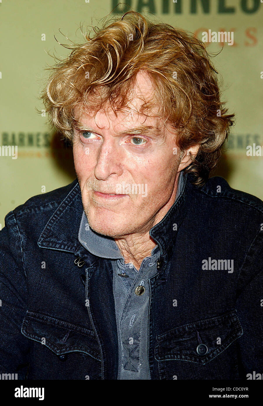 K36889AR.DON IMUS AND WIFE DEIDRE SIGN'S COPIES OF ''THE IMUS RANCH ...