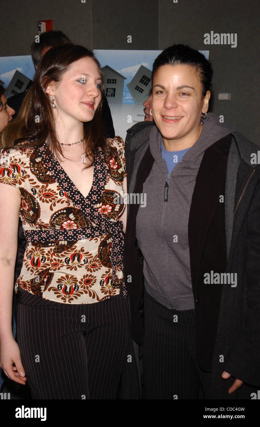 K29435AR.THE SAFETY OF OBJECTS PREMIERE AT THE REGAL 'S UNION SQUARE 14 ...