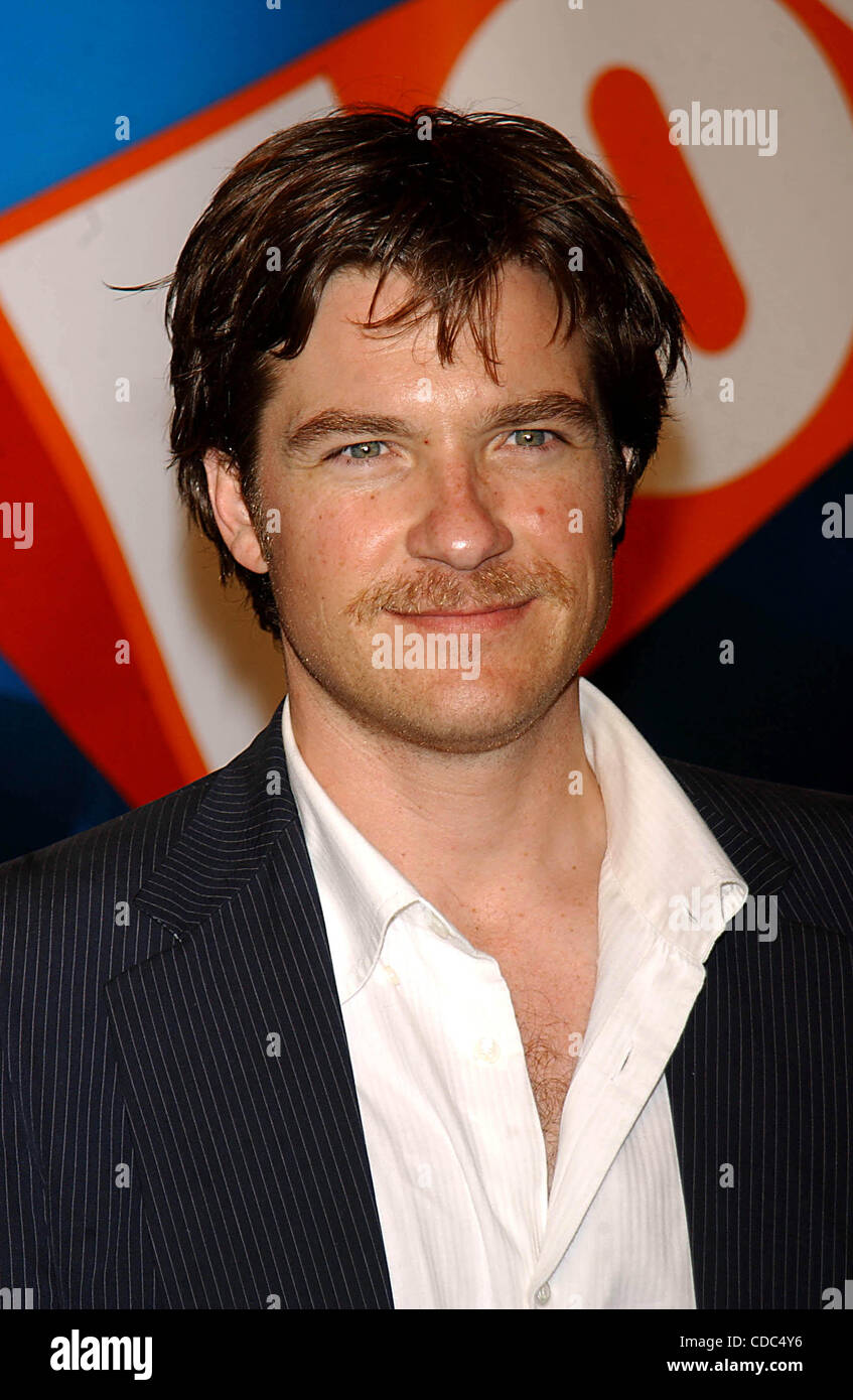 K30687AR. SD05/15/2003..FOX 2003-2004 UPFONT AT GRAND CENTRAL STATION ...