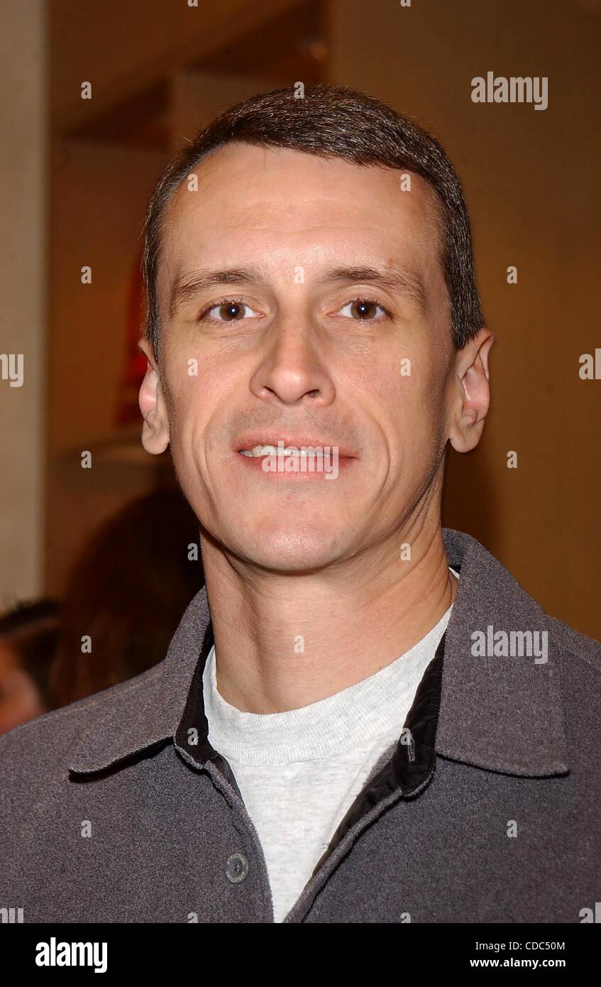 K30439AR. SD05/06/2003..48TH ANNUAL DRAMA DESK NOMINATION ANNOUNCED ST ...