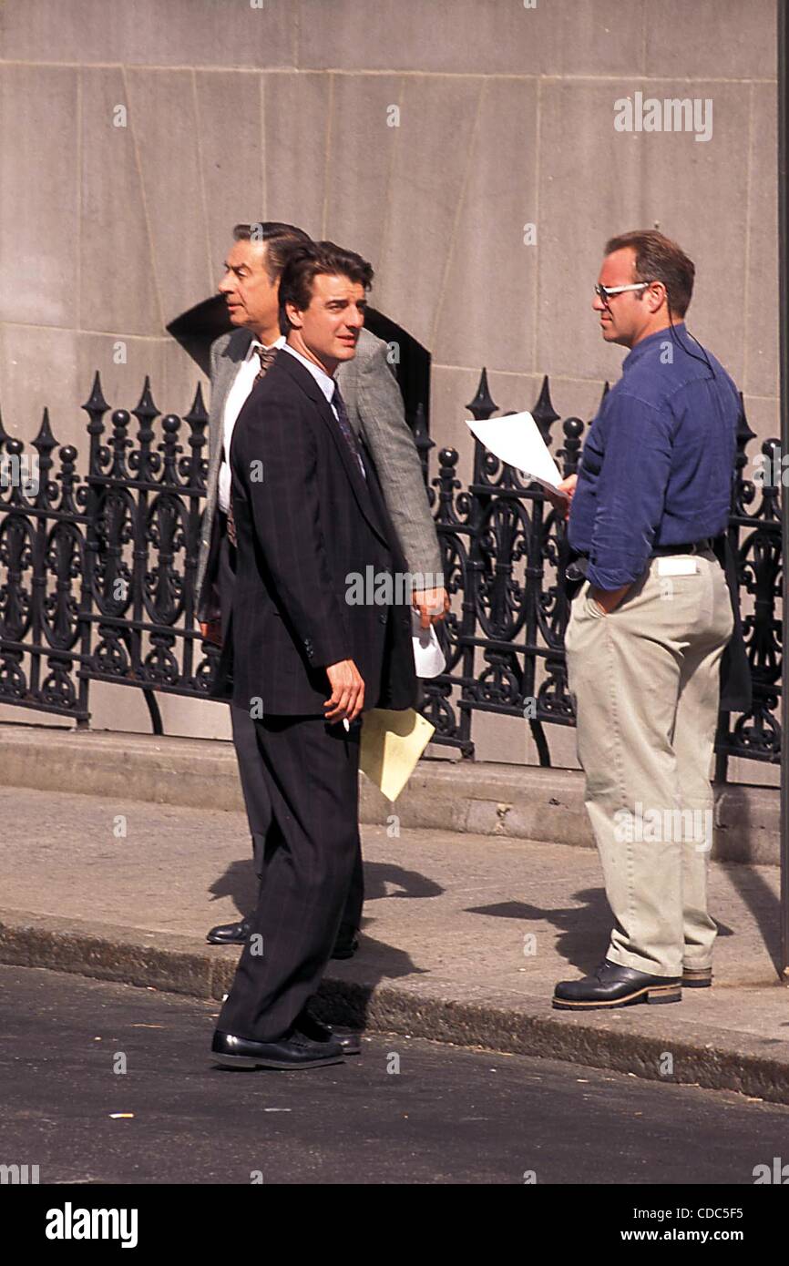 Jerry orbach law and order hi-res stock photography and images - Alamy