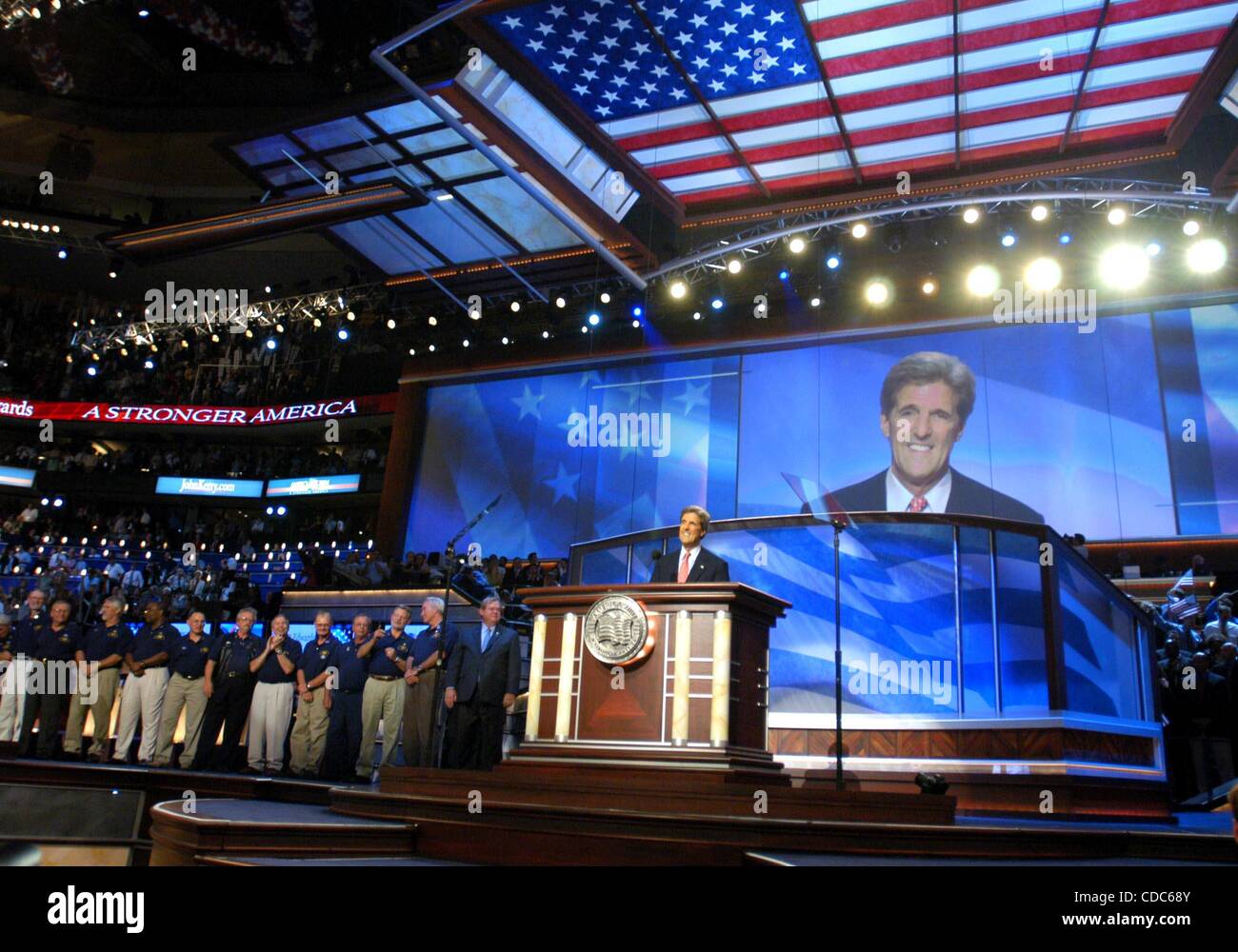 K38574AR .DEMOCRATIC NATIONAL CONVENTION CENTER, (DAY 4) IN BOSTON ...