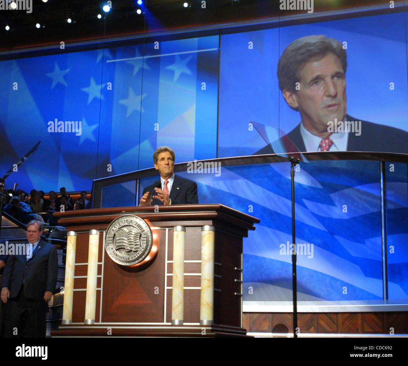 K38574AR .DEMOCRATIC NATIONAL CONVENTION CENTER, (DAY 4) IN BOSTON ...