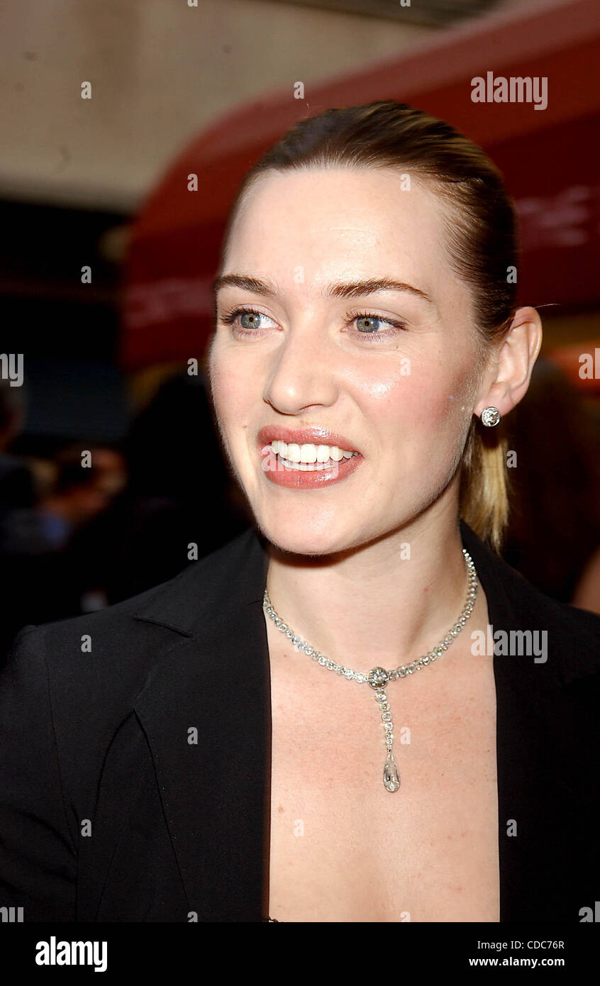 KATE WINSLET.K30361AR.BROADWAY OPENING NIGHT OF ''GYPSY'' AT THE ...