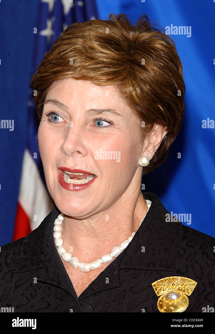 K32496AR. SD09/02/2003..THE NEW TEACHER PROJECT UNVEILS INITIATIVE TO ...