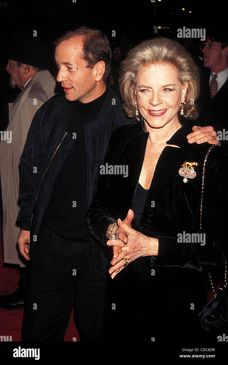 K6898AR.THE MIRROR HAS TWO FACES PREMIERE , NEW YORK New York. / 1996 ...