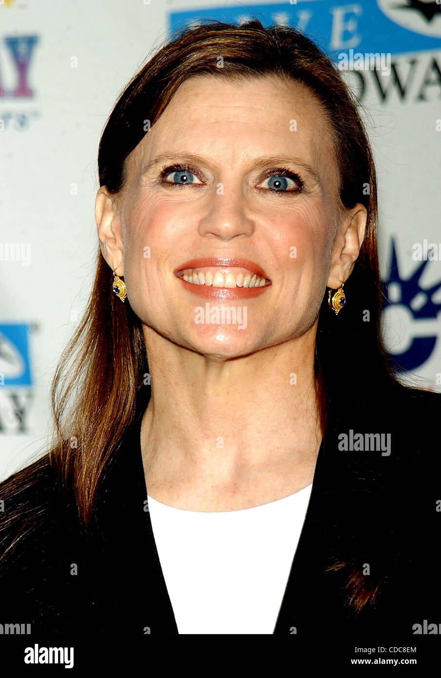 K31193AR.''BROADWAY UNDER THE STARS'' FREE PUBLIC CONCERT.AT BRYANT ...