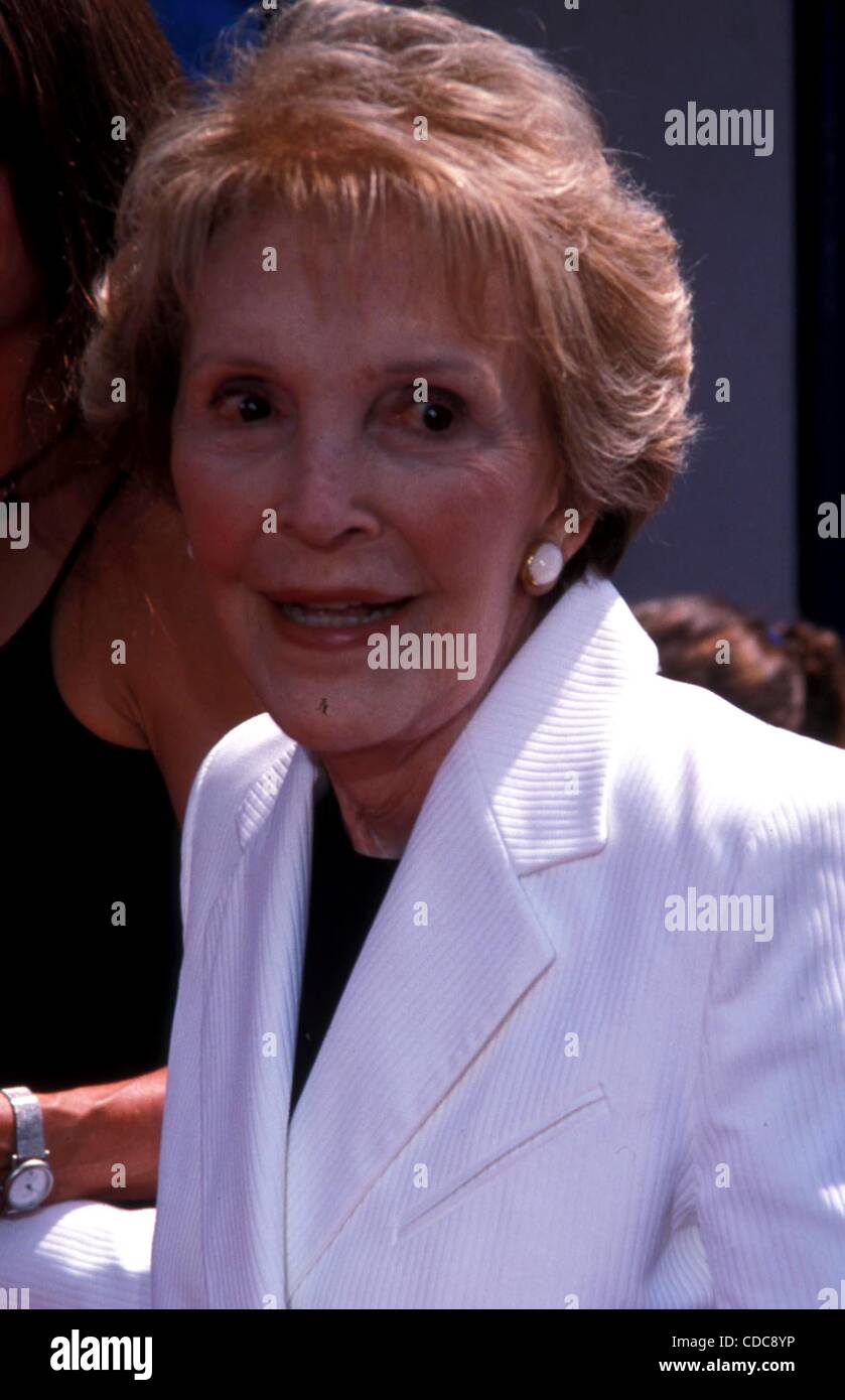 Stuart Laurie's Instagram, Twitter & Facebook on IDCrawl