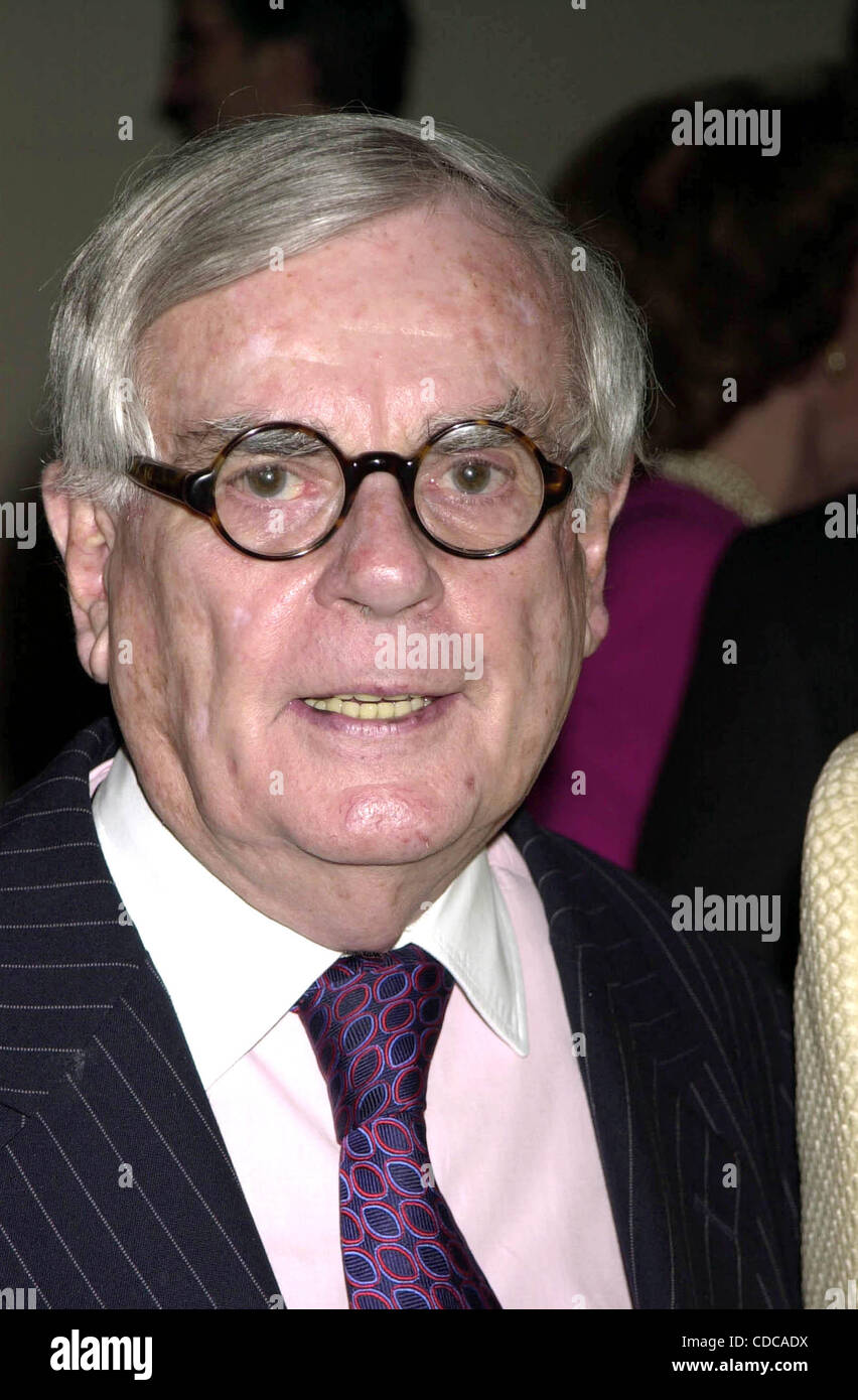 Jan. 1, 2011 - New York, New York, U.S. - K30080JKRON SD04/15/2003 ...