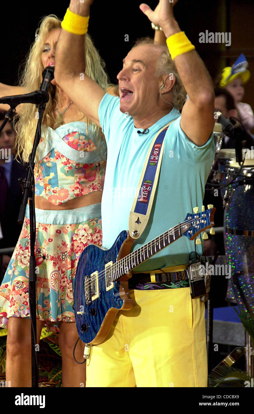 Jan. 1, 2011 - New York, New York, U.S. - K31687JKRON.JIMMY BUFFETT ...