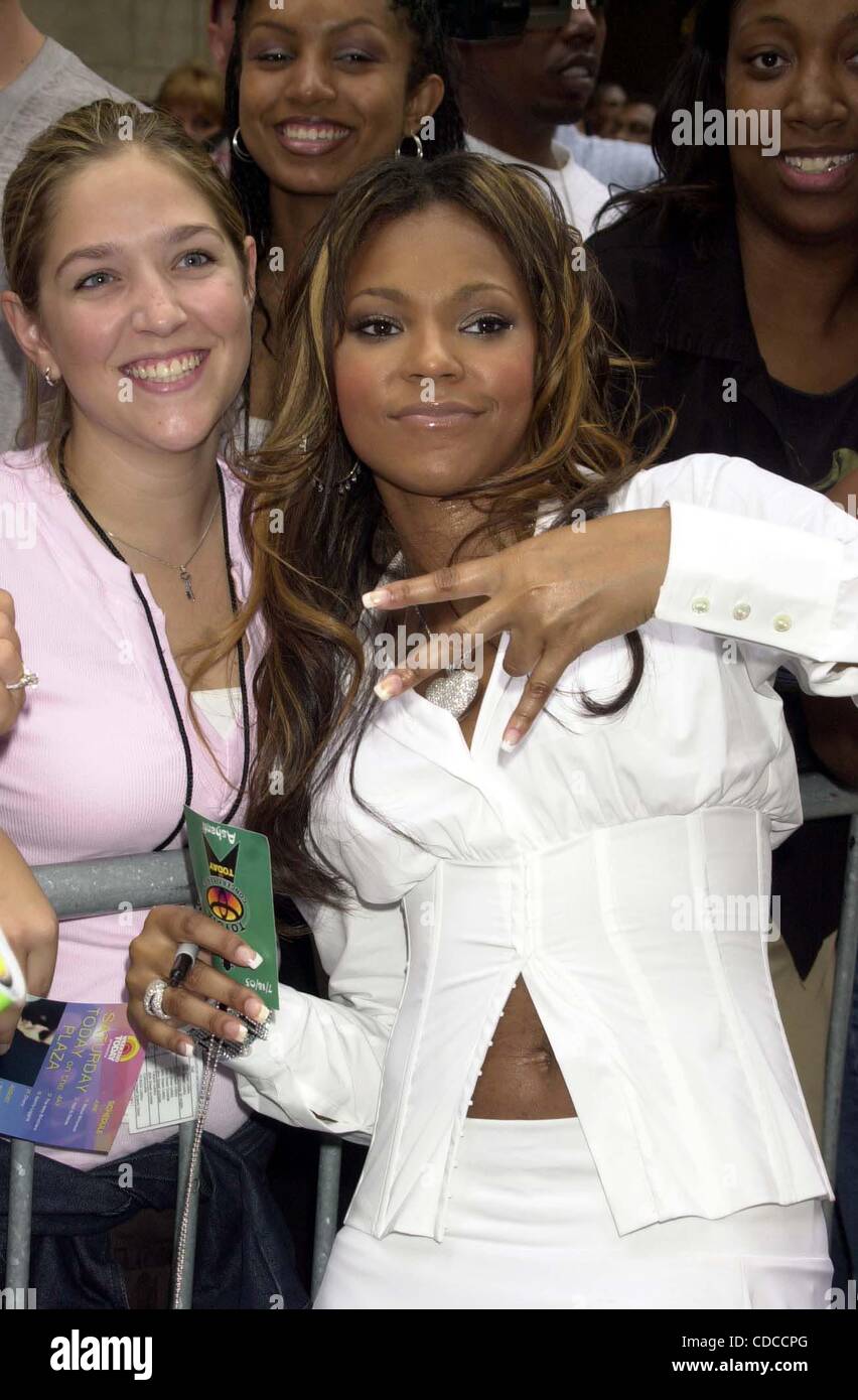 Jan. 1, 2011 - New York, New York, U.S. - ASHANTI APPEARING ON THE ...