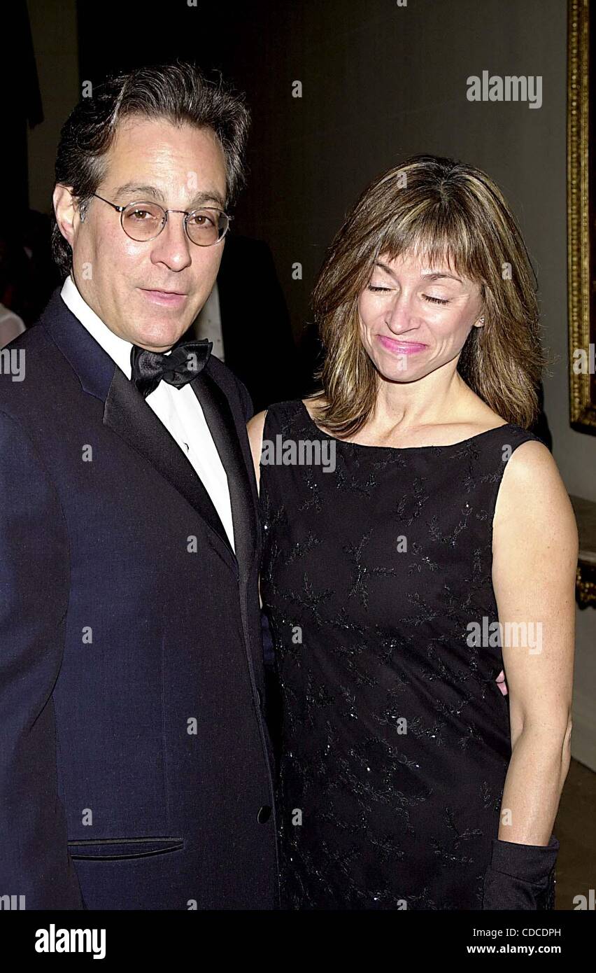 Max wright 2003 hi-res stock photography and images - Alamy