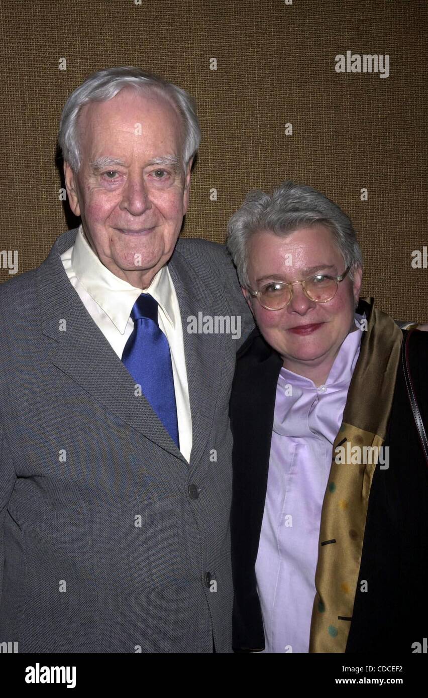 Jan. 1, 2011 - New York, New York, U.S. - K36363JKRON.SIGNATURE THEATRE ...