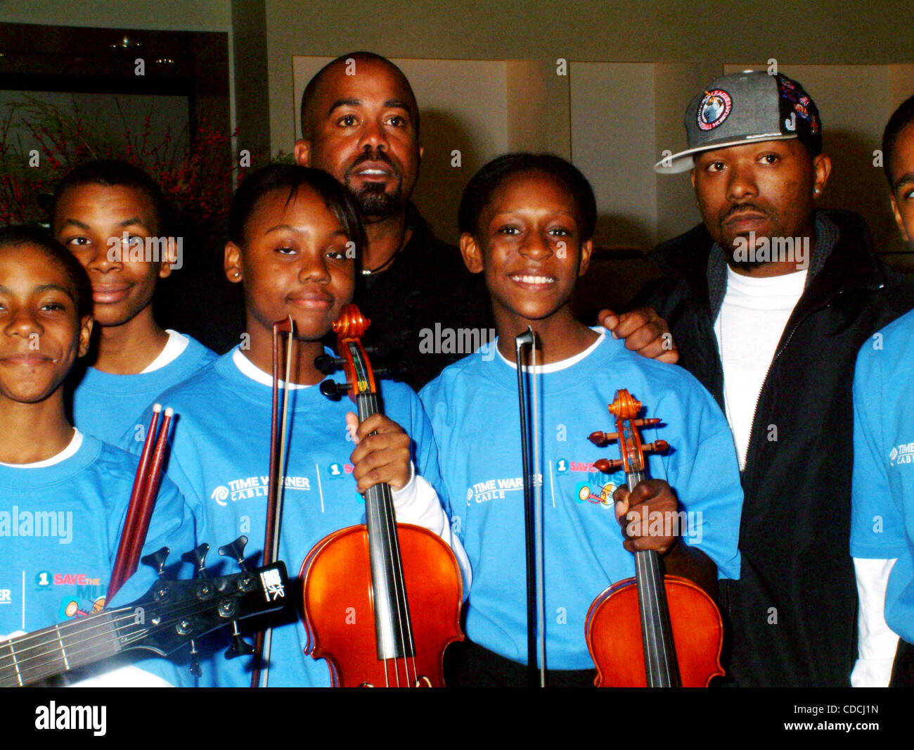 K34169ML.THE UNVEILING OF THE SAKS FIFTH AVE .'HOLIDAY WINDOWS' AT SAKS ...