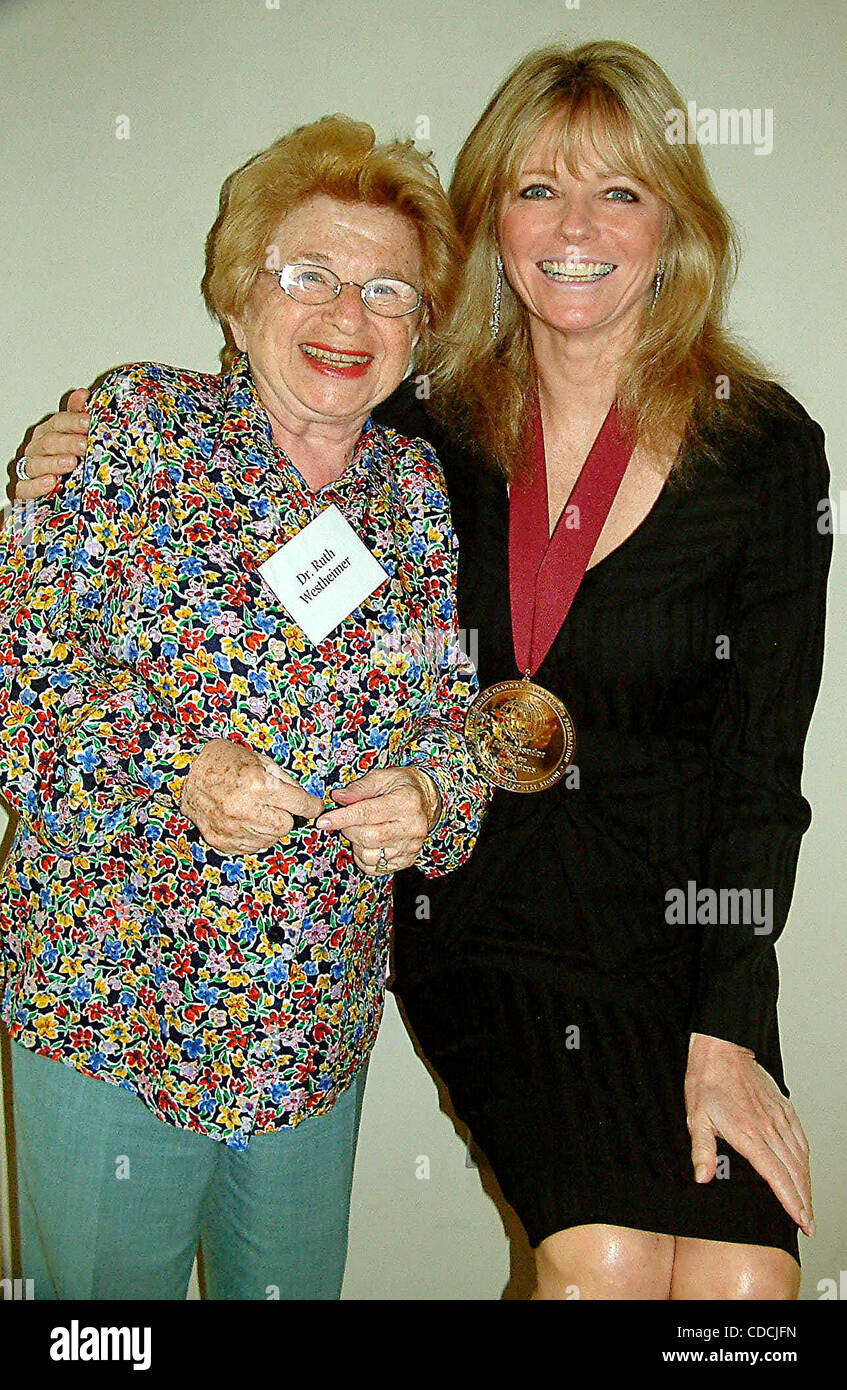 Cheryl tiegs 5 jpg hi-res stock photography and images - Alamy