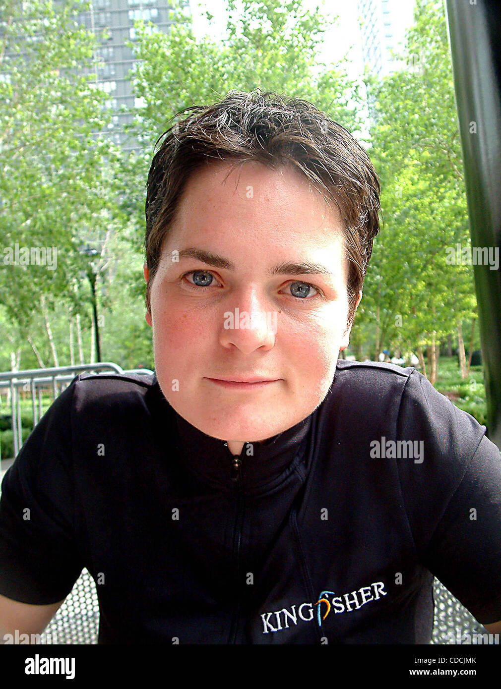 ELLEN MACARTHUR.K31181ML .OMEGA SAILS INTO BATTERY PARK New York WITH ...