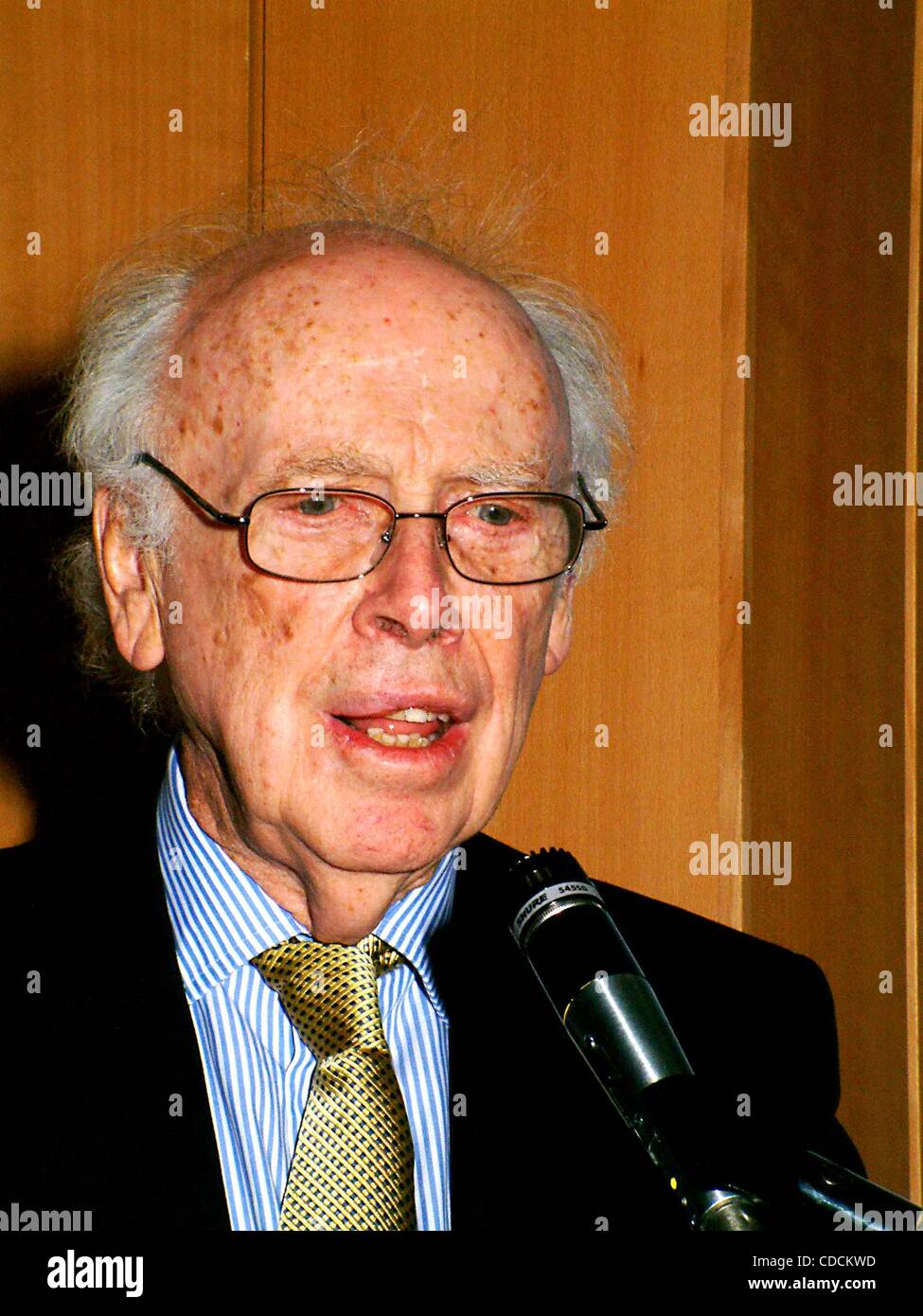 K29252ML SD0224.''DNA WEEK IN NEW YORK''.DR. JAMES D. WATSON OPENS ...