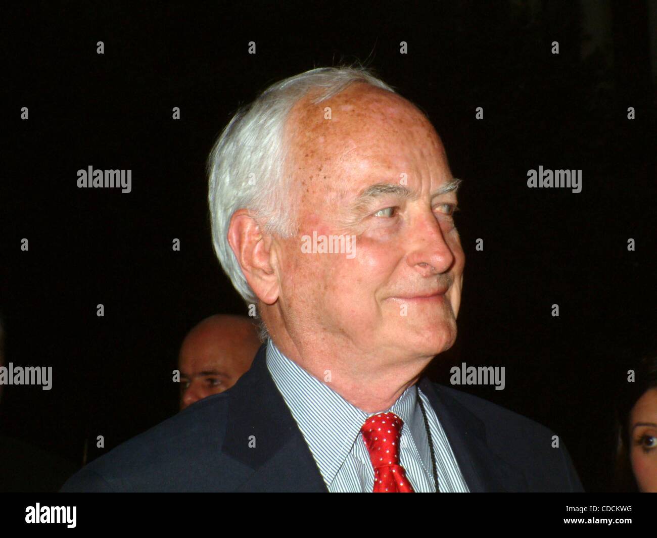 K32146ML NEW YORK PREMIERE OF LE DIVORCE AT PARIS THEATER, NEW YORK New ...