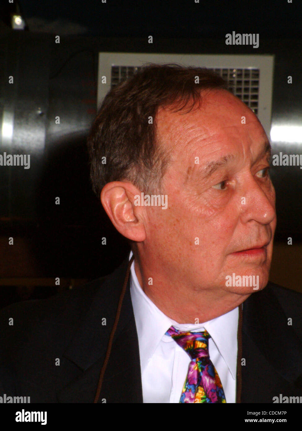 05/19/2003 NEW YORK New York.CARLOS MANZANO ANNOUNCING HIS CANDICACY ...