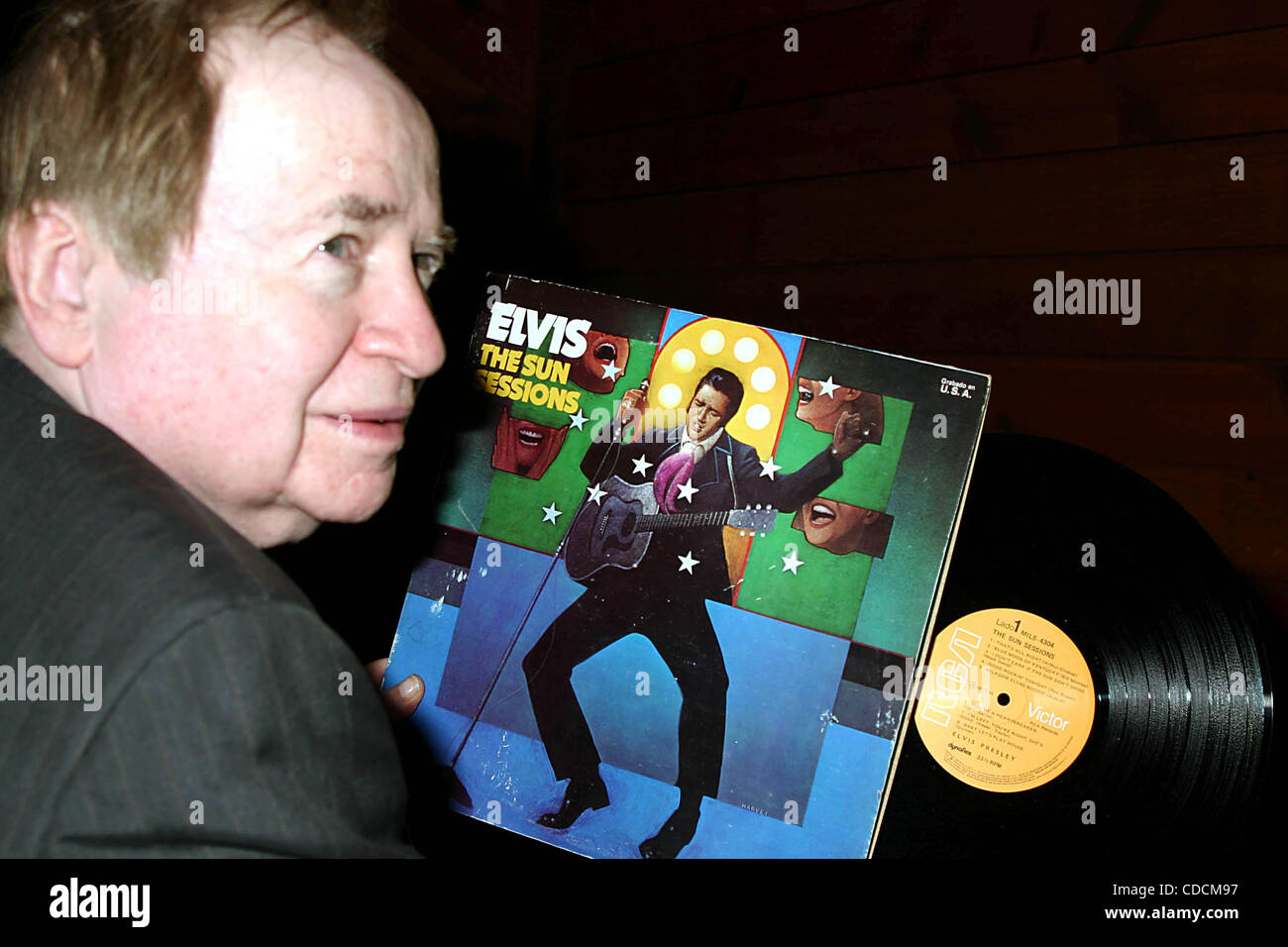 K35164ML.THE ORIGNAL TAPE OF ELVIS PRESLEY'S FIRST STUDIO RECORDING TO ...