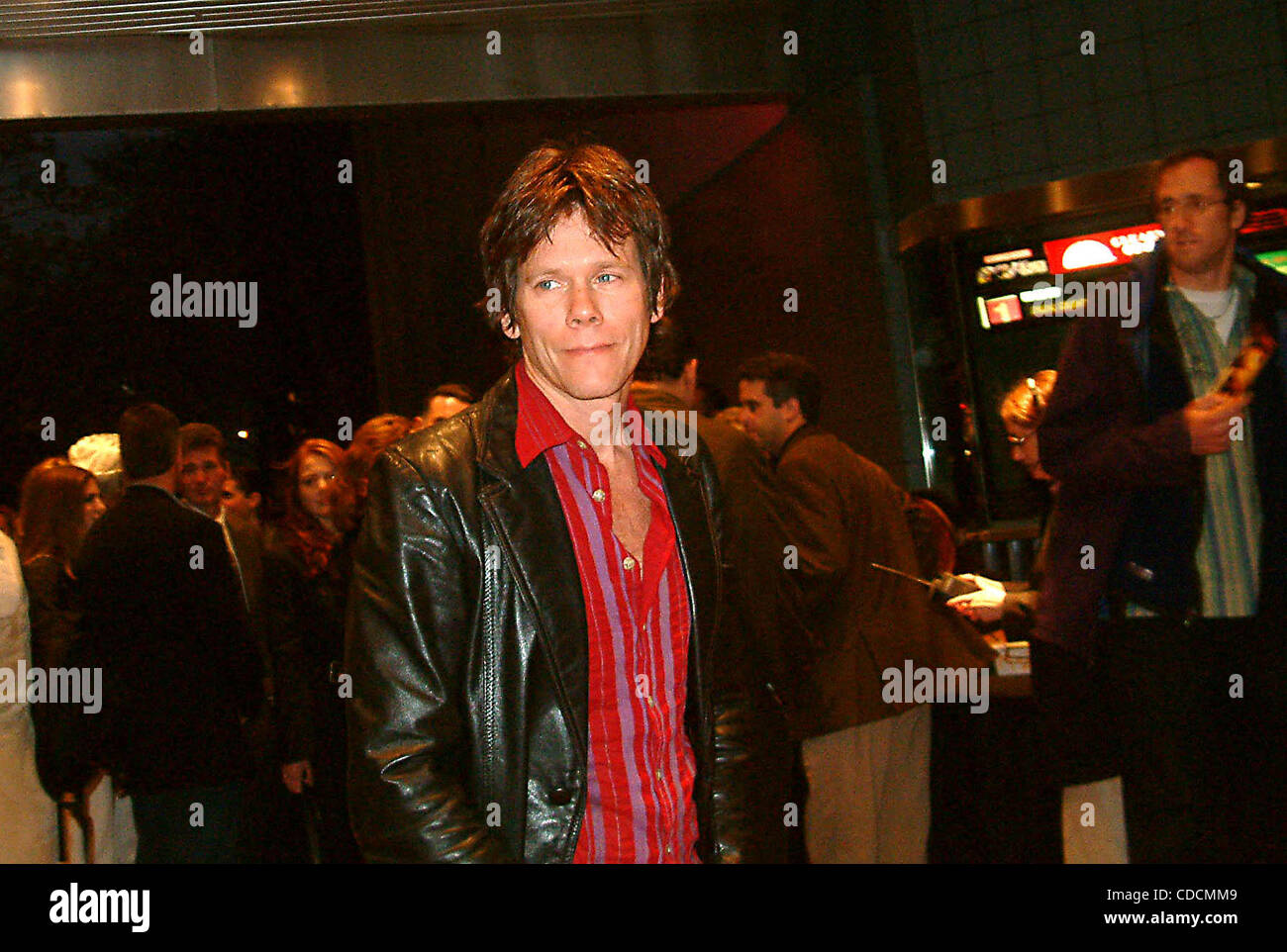 KEVIN BACON.K30164ML.''New York OF GHOST'' PREMIERE AT THE CLEARVIEW ...