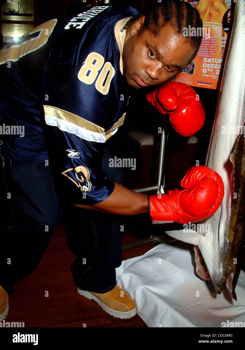 Promote boxing hi-res stock photography and images - Alamy