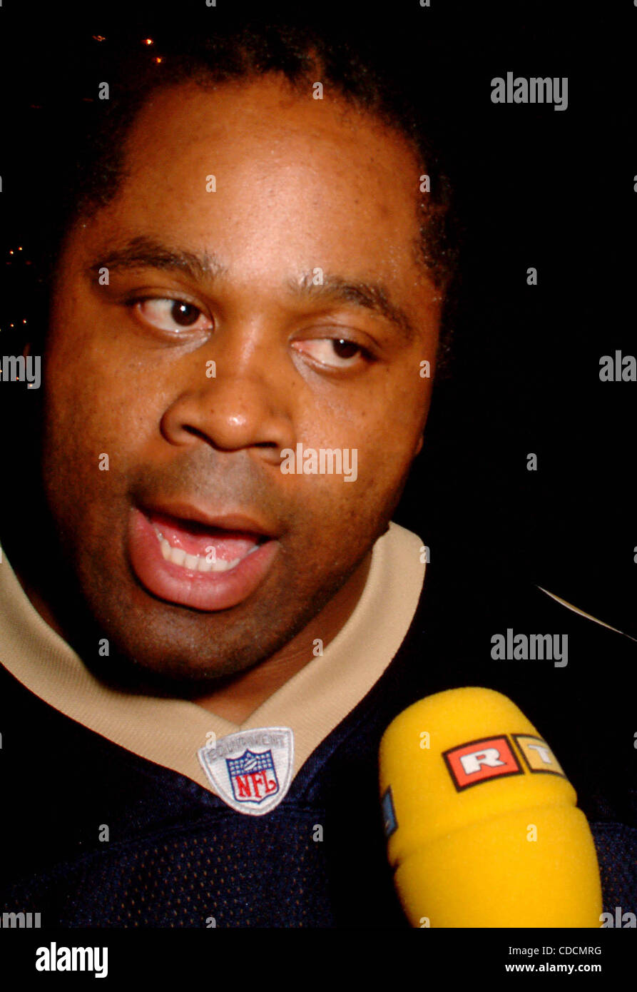 K34076ML .INTERNATIONAL BOXING HALL OF FAMER LOU DUVA AND THE TOP ...