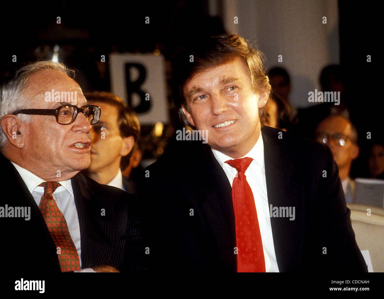 F8781.MALCOLM FORBES AND DONALD TRUMP. / 1989(Credit Image: Â© Mitchell ...