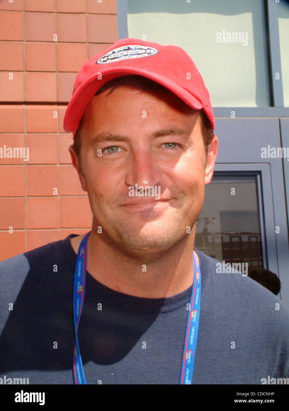 Matthew perry tennis hi-res stock photography and images - Alamy