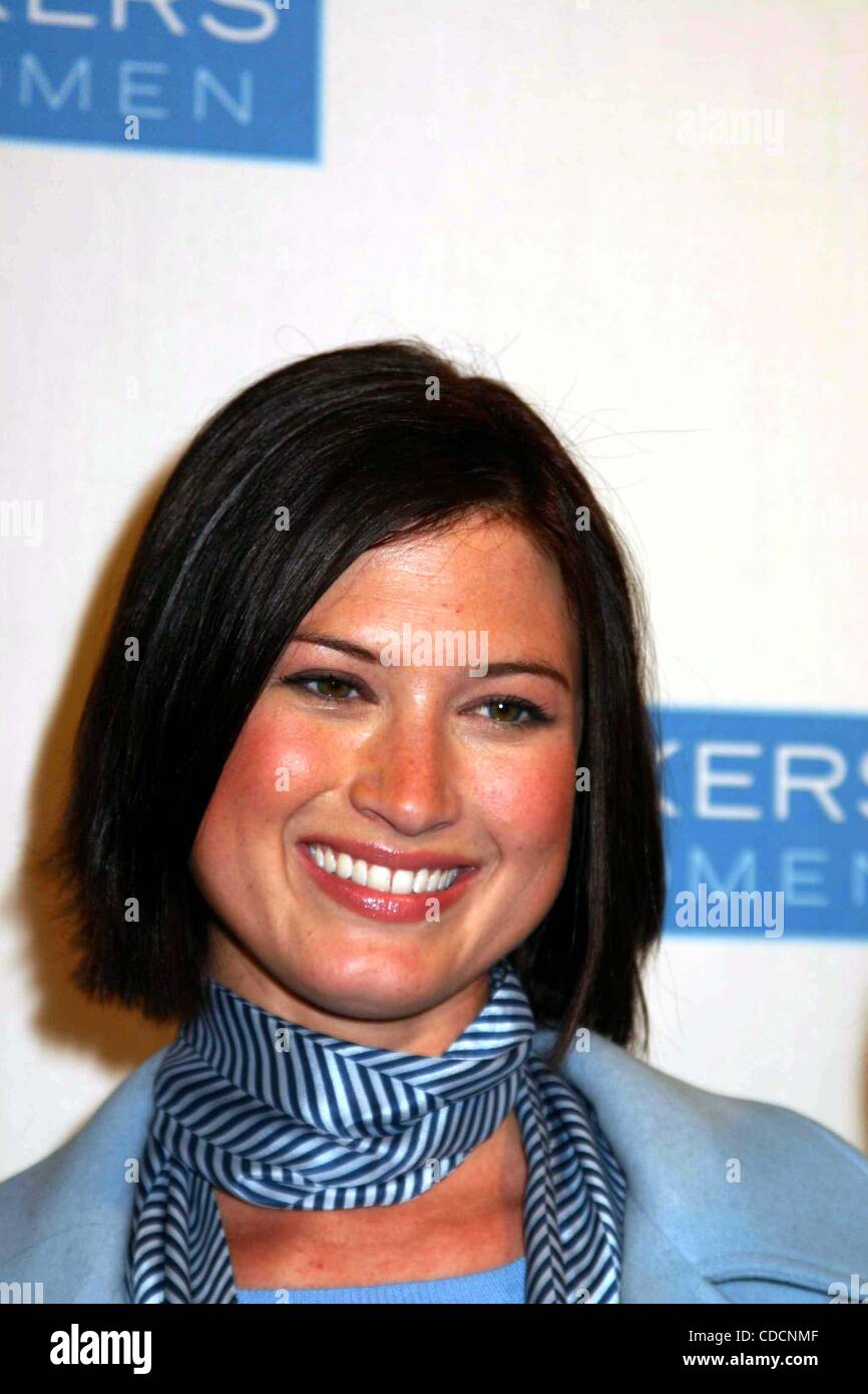 Bachelorette show hi-res stock photography and images - Alamy