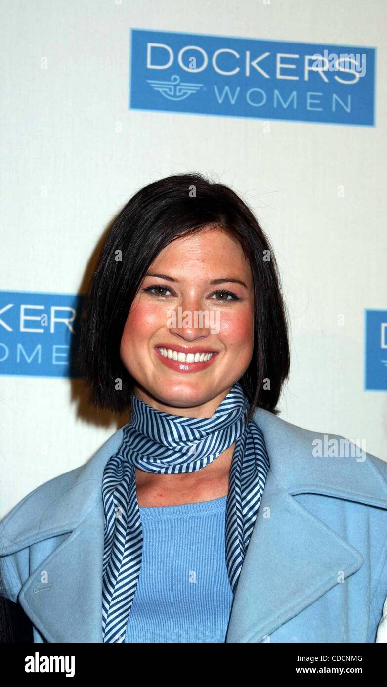 K35903ML.MEREDITH PHILLIPS FROM THE BACHELORETTE JOINS DOCKERS FOR ...