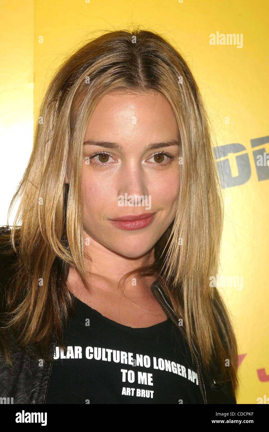 Piper perabo new york hi-res stock photography and images - Alamy