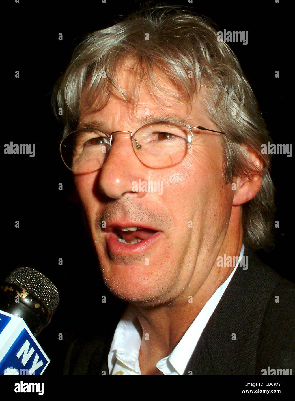 RICHARD GERE.K30502ML.SCREENING OF PARIS AT THE 2003 TRIBECA FILM ...