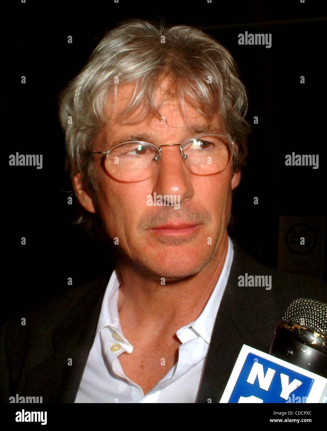 RICHARD GERE.K30502ML.SCREENING OF PARIS AT THE 2003 TRIBECA FILM ...