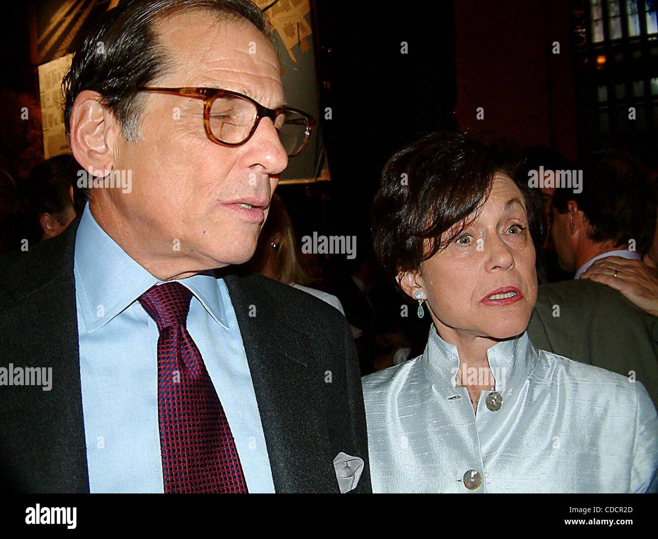 K31674ML. SD06/09/2003..FRIENDS OF THE HIGH LINE PARTY ''DESIGNING THE ...