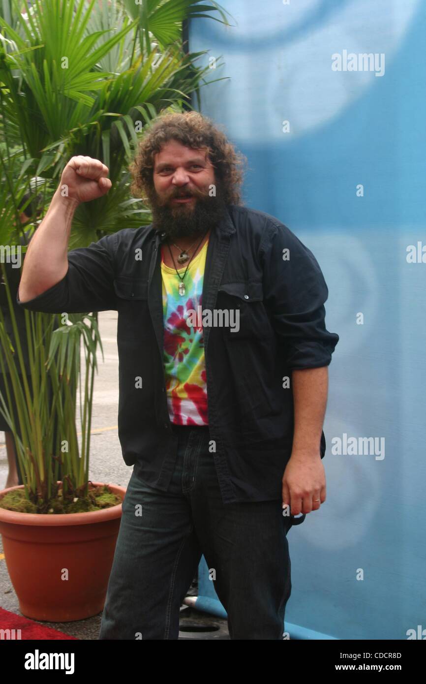 RUPERT BONEHAM.2004-2005 CBS UPFRONT PARTY AT TAVERN ON THE GREEN , NEW ...