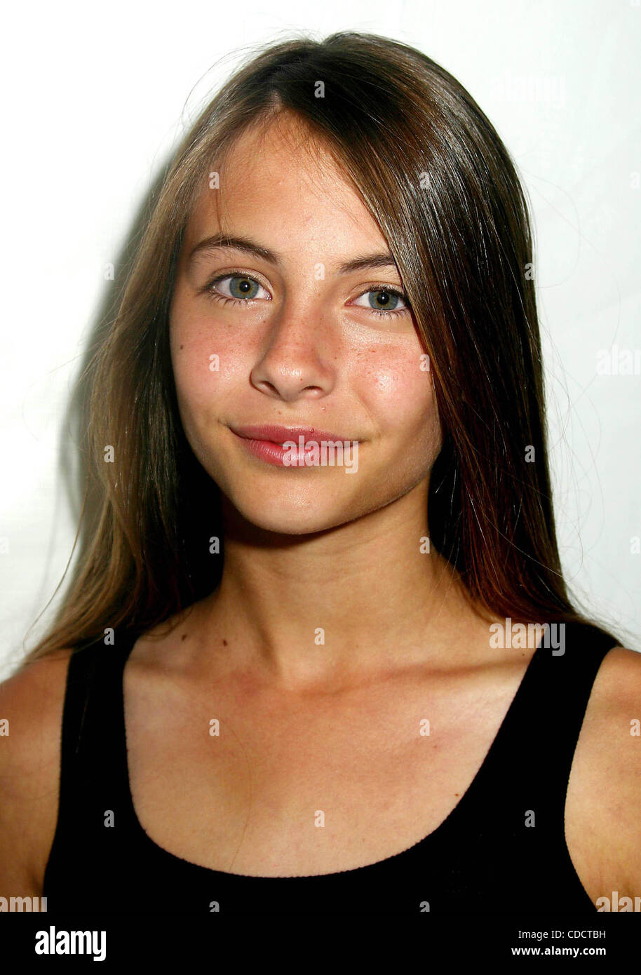 Willa holland hi-res stock photography and images - Alamy