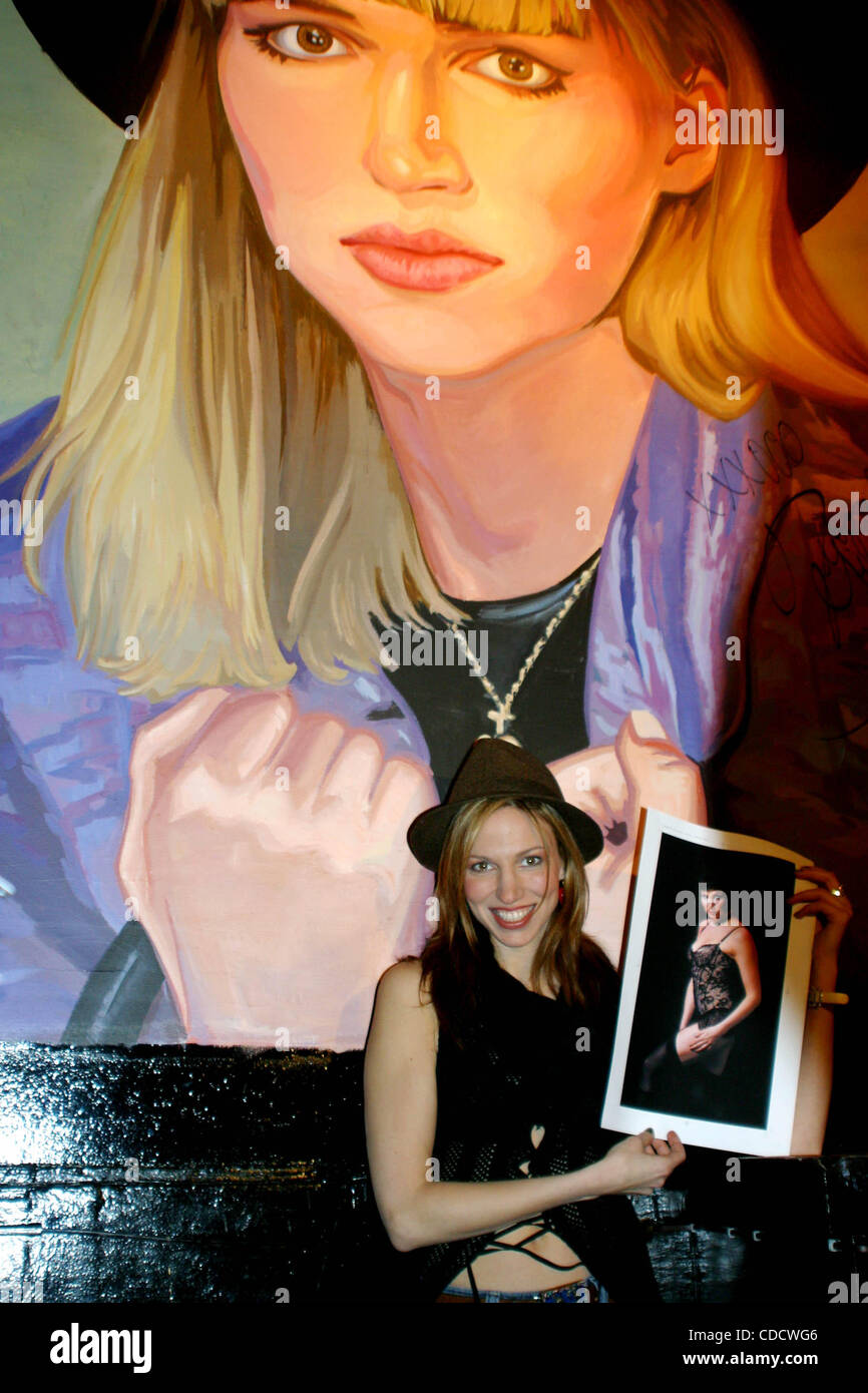 Jan. 1, 2011 - New York, New York, U.S. - K29191RM SD0220.80's POP ICON ...