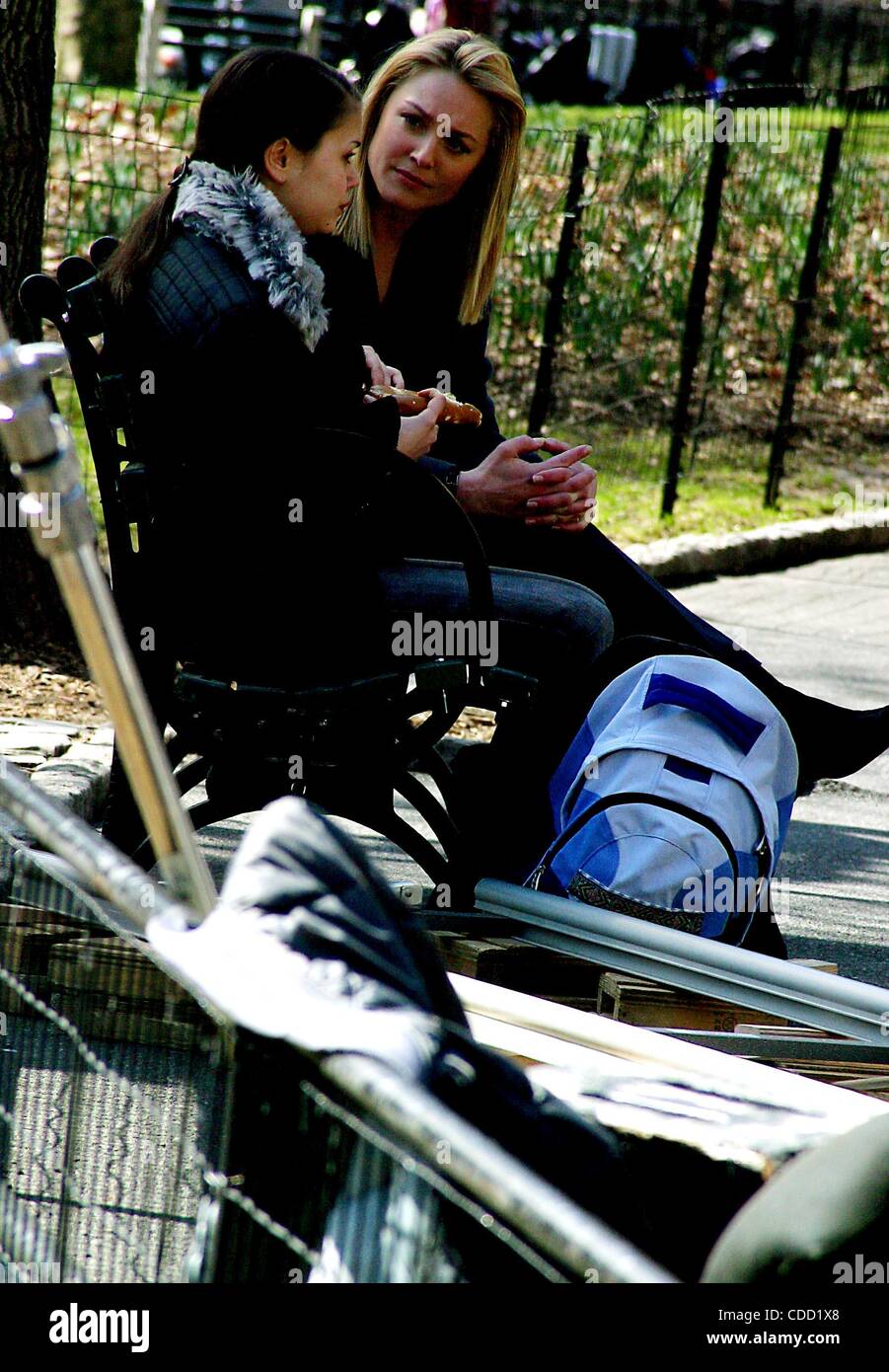 Jan. 1, 2011 - New York, New York, U.S. - K29732RM.ELIZABETH ROHM ON ...