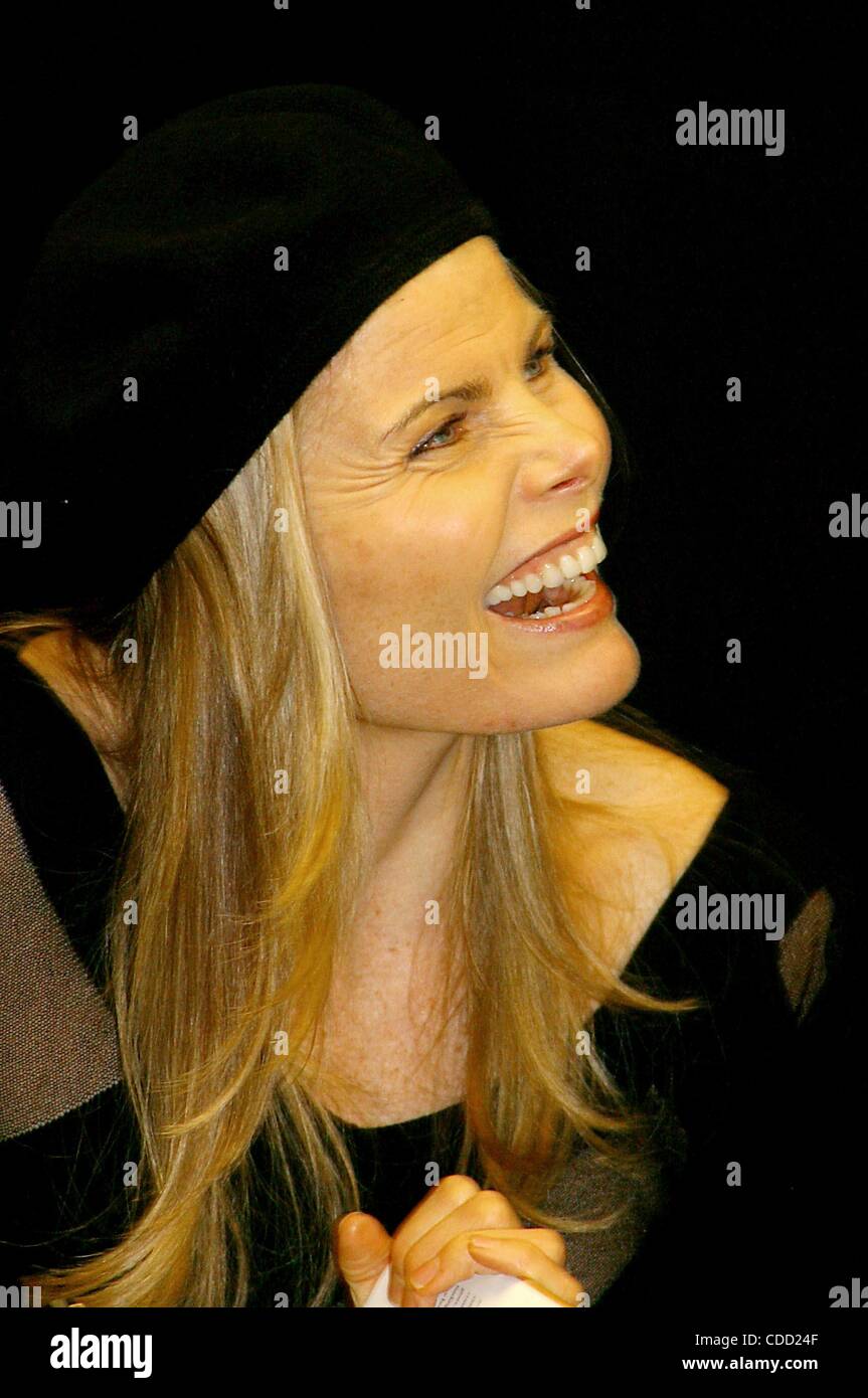 Jan. 1, 2011 - New York, New York, U.S. - K28508RM SD0113.MARIEL ...